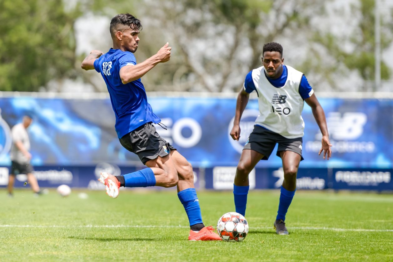 Primeiro treino do FC Porto no Olival | Global News Portugal