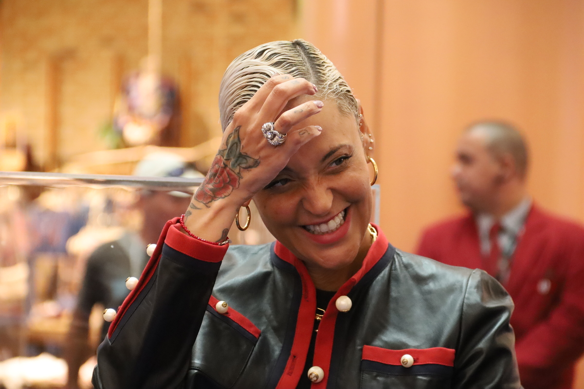 Mariza em exposição inédita que marca uma carreira com mais de 20 anos ...