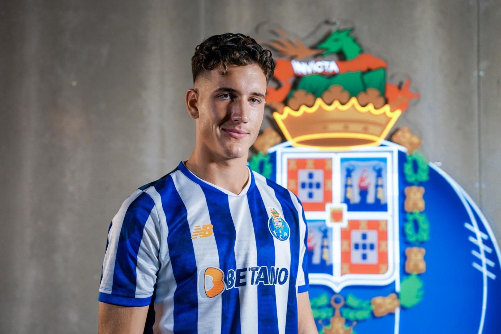 FC Porto contrata Deniz Gül | Global News Portugal