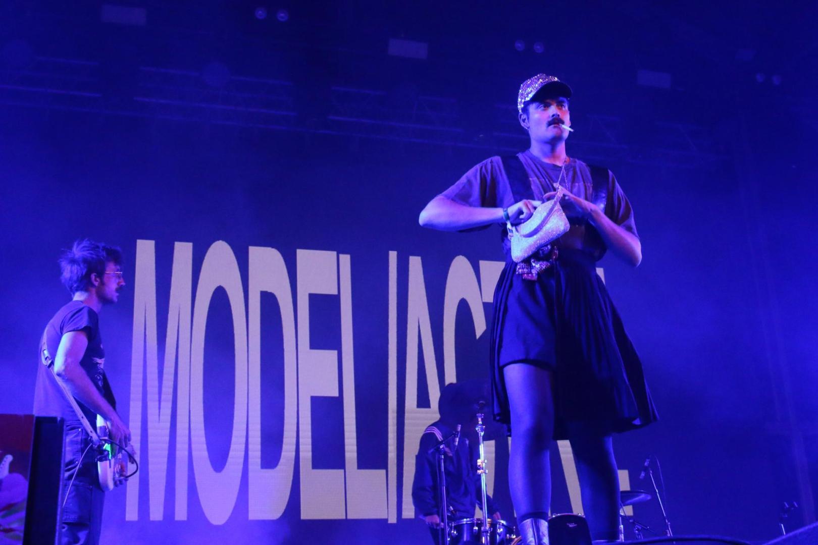 PAREDES DE COURA’24 (Dia 1): Entre a passerelle e o palco, o melhor ...
