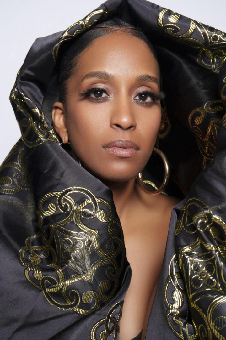 Carisa Dias lança álbum a 7 de março | Global News Portugal