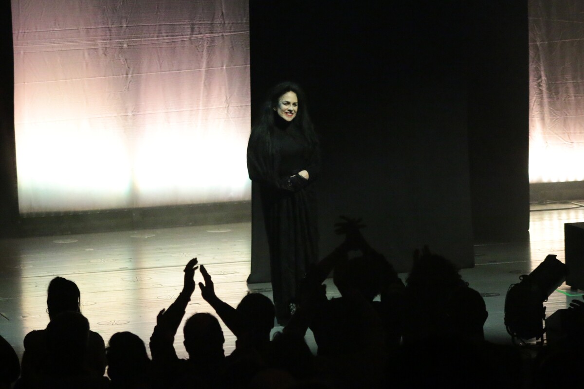 DIAMANDA GALÁS NO PORTO: SE FOI CASTIGO DIVINO, QUERO SER CASTIGADO ...